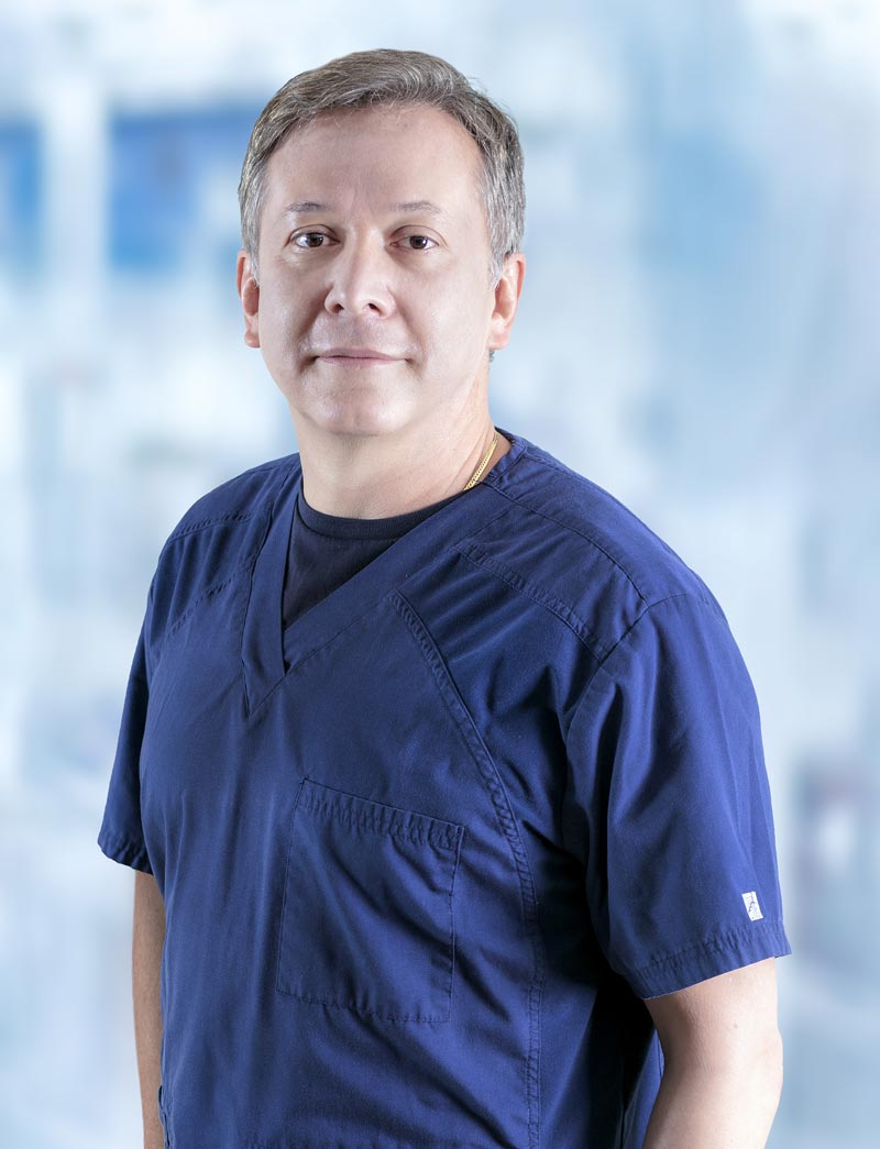 Dr. FERNANDO BRICEÑO – ProDentofacial